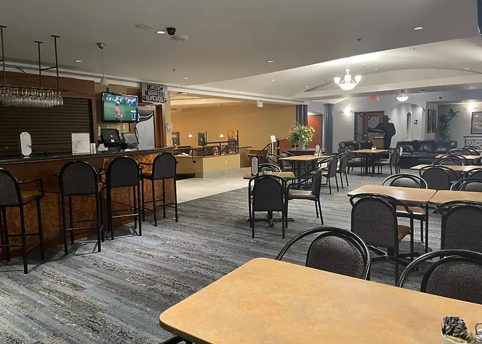 VICTORIA INN HOTEL AND CONVENTION CENTER WINNIPEG, WINNIPEG