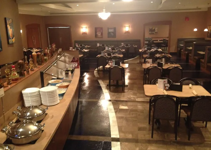 VICTORIA INN HOTEL AND CONVENTION CENTER WINNIPEG, WINNIPEG